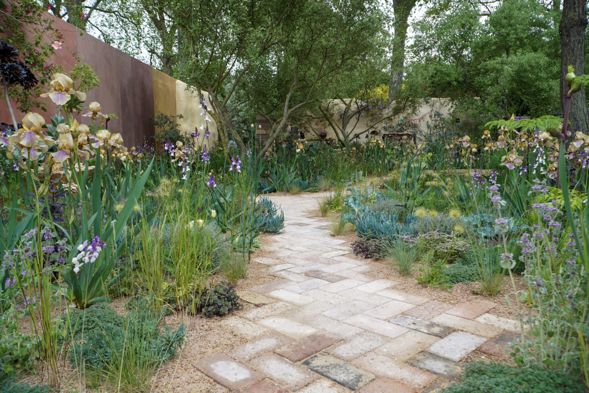 RHS Chelsea Flower Show - Guide To Getting Around